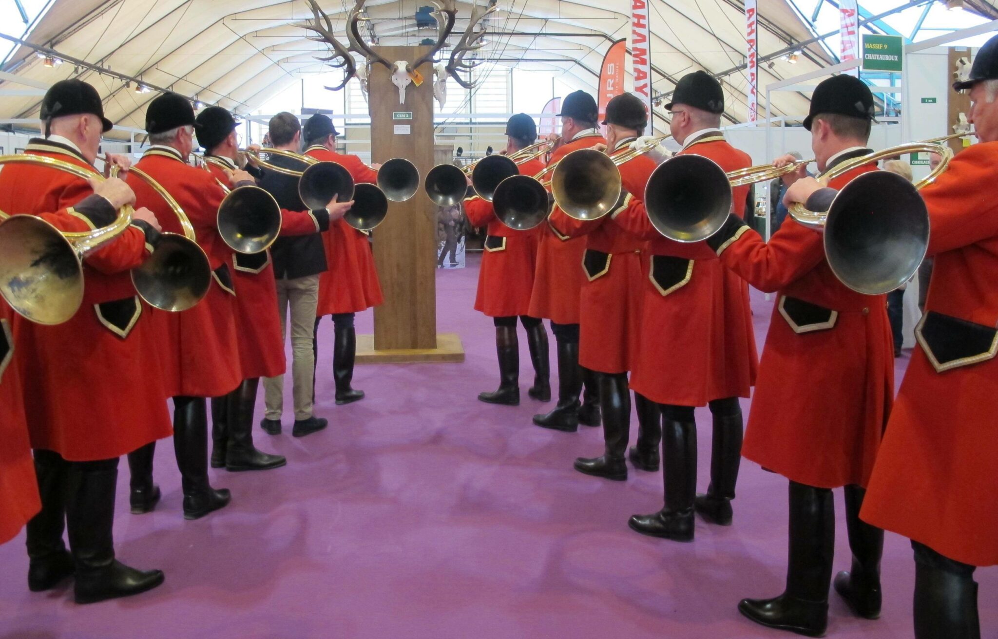 Cor de chasse et Trompe de chasse. Quelle différence ? - Les Trompes ...